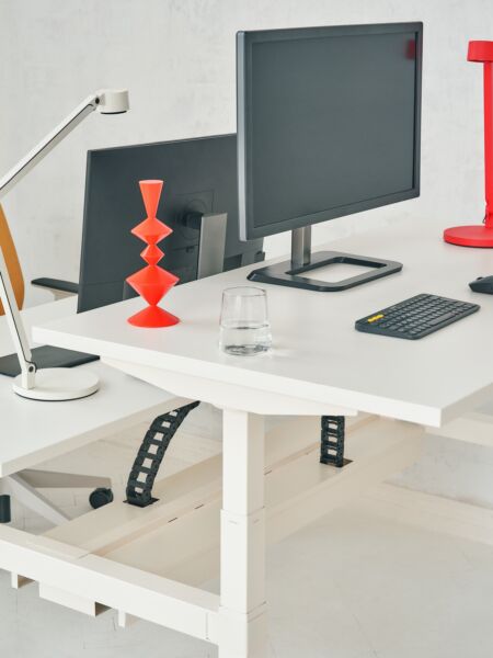 Ogi Drive Bench with common cable tray bench desk with electric height ...