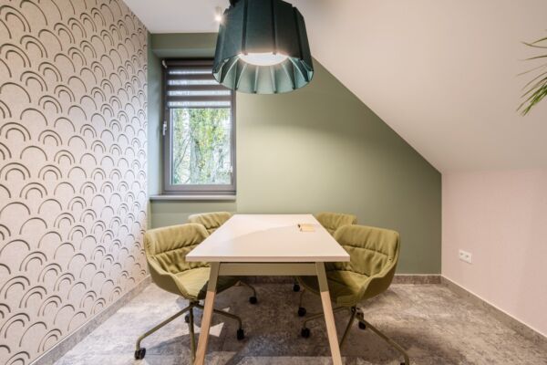 Budapest attic office, Pivot270, photo. Tamási Viktória