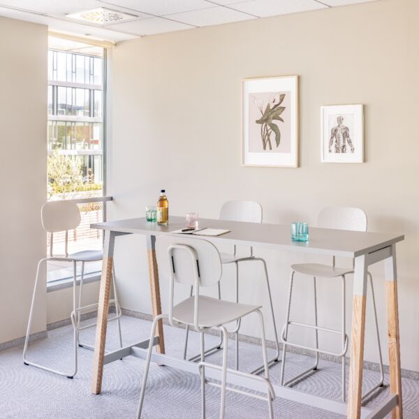 Ogi W high table | .mdd | MDD