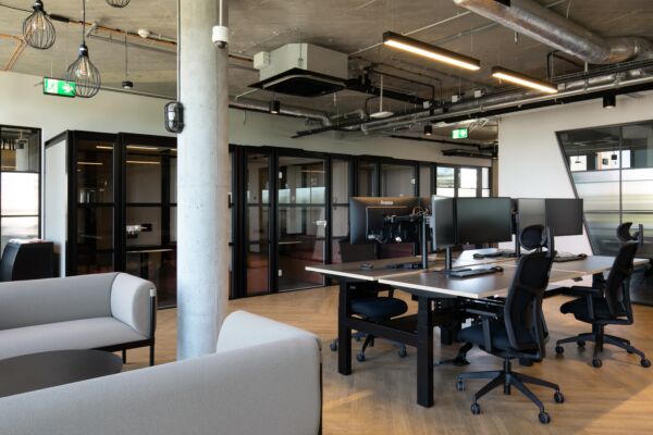 Ogi Drive Bench with common cable tray bench desk with electric height ...