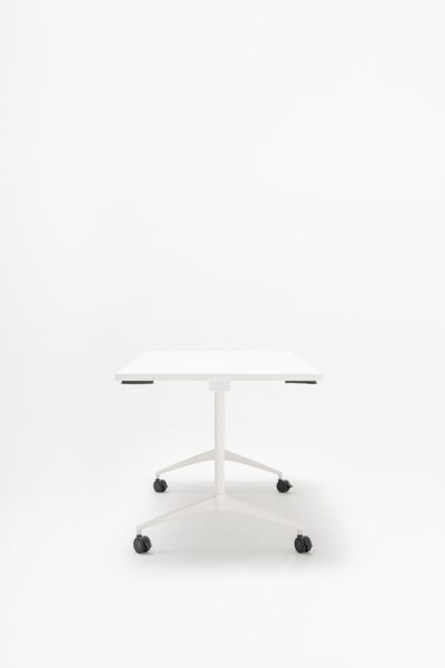 Revi folding table | MDD