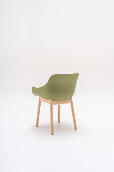 Baltic Basic chair with wooden base | .mdd | MDD