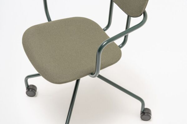 New School upholstered chair fixed base with castors | MDD