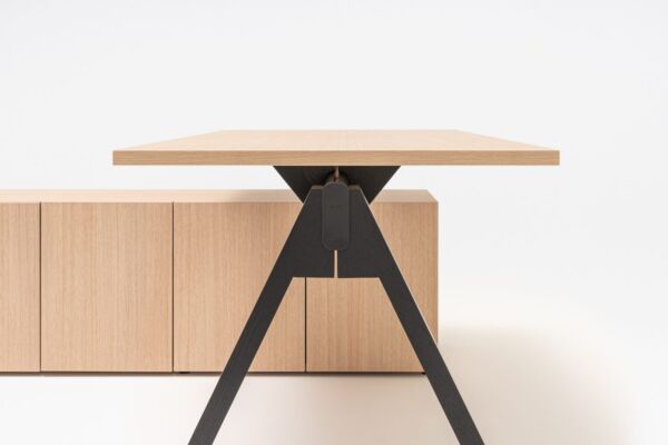 Viga desk with storage | .mdd | MDD