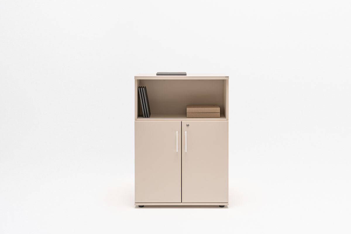 Stilt bookcase | MDD